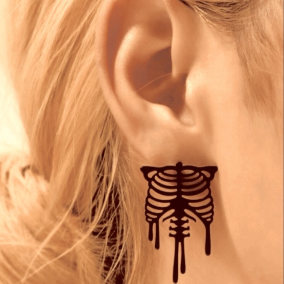Jewelry | Dripping Ribs Ribcage Spinal Cord Skeleton Gothic Creepy ...